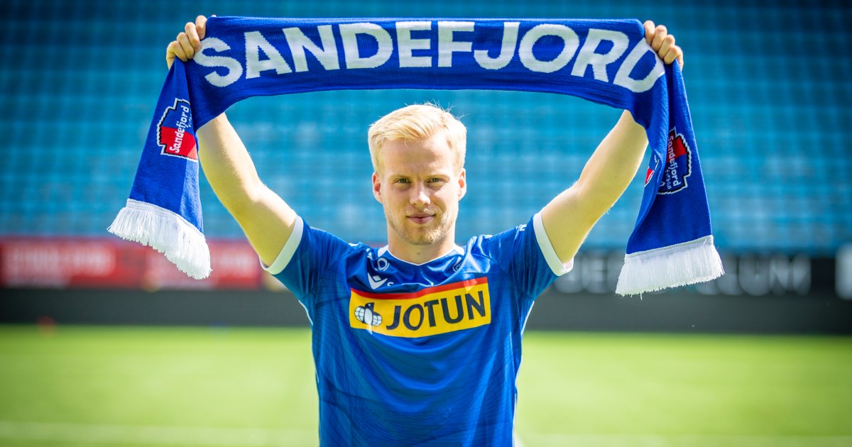 Jacob Hanstad er vår nye kantspiller / Sandefjord
